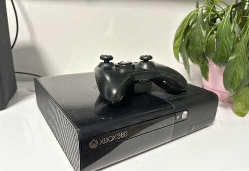 Xbox 360 E console 1538 (37 игр)