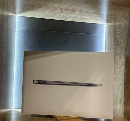 MacBook Air M1 13 2020 8/256Gb Space Gray, 93 акку