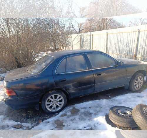 Кузов в разбор Toyota Camry 2CT CV30 disel