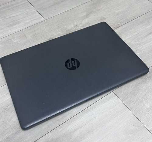 Ноутбук HP 250 g7