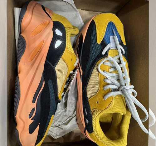 Yeezy boost 700 adidas