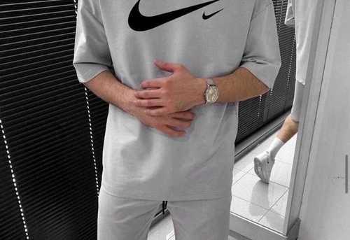 Летний костюм шорты и футболка Nike