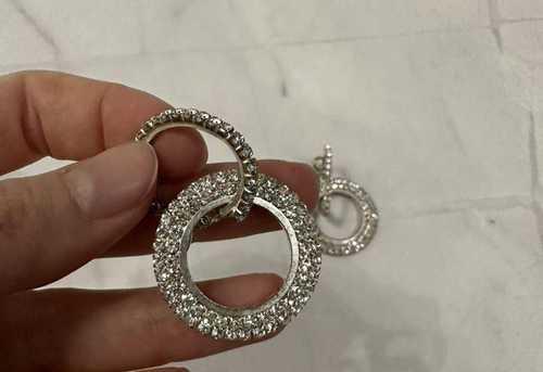 Серьги-кольца с камнями серебряные блестящие