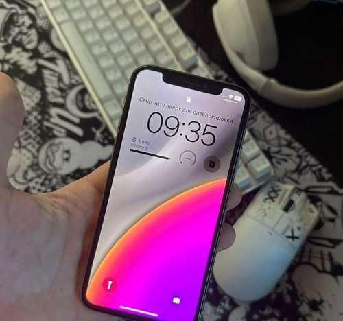 iPhone X, 64 ГБ