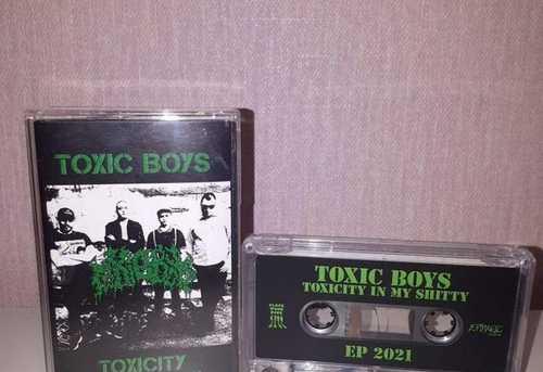 Toxic Boys - Toxicity In My Shitty
