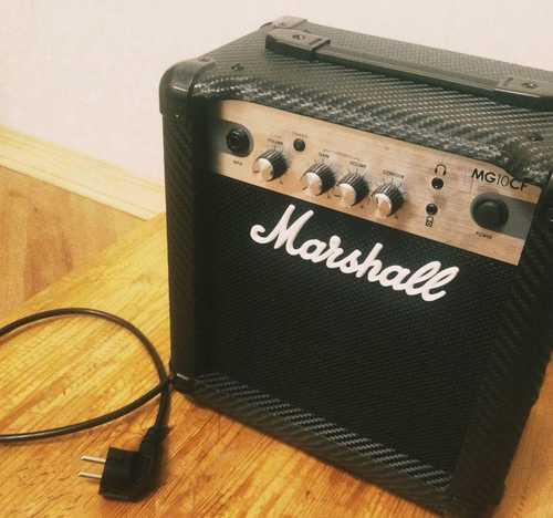 Гитарный комбоусилитель marshall