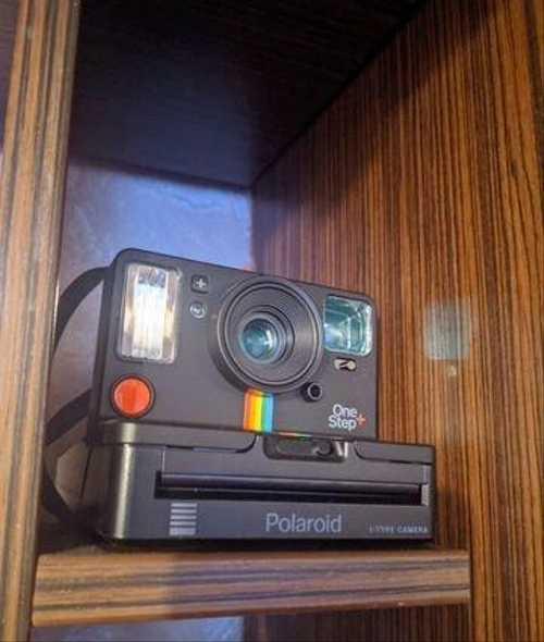 Фотоаппарат Polaroid OneStep Plus