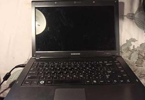 14" Samsung NP-R425, 256 ГБ, Turion II M500, RAM 4 ГБ, ATI Mobility Radeon HD 5145 0.5 ГБ