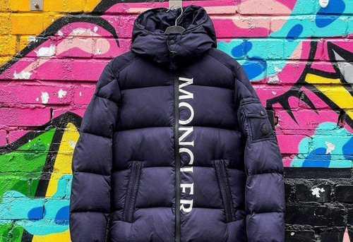 Пуховик Moncler Vertical Logo Navy