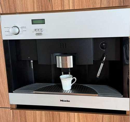 Кофемашина miele, пароварка miele, свч,духовка