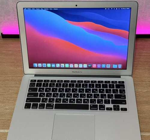 Apple MacBook Air 256 Гб в идеальном состоянии