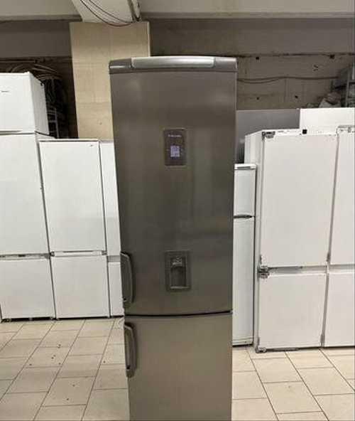 Холодильник б/у Electrolux ENA 38935 X