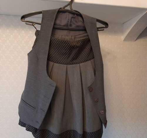Школьная форма для девочки (юбка + жилет), 146см