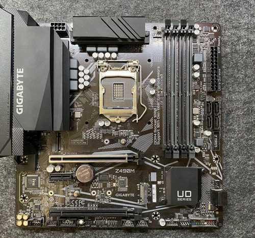 Материнская плата Gigabyte Z490M LGA1200