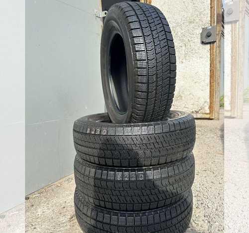 Bridgestone Blizzak VRX2 175/65 R14