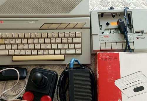 Игровой компьютер atari 65XE