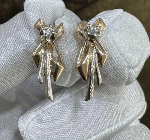 VIP salon Серьги с бриллиантами 0,08ct