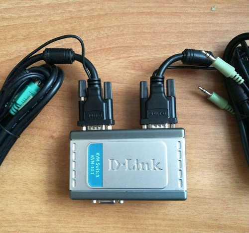 Kvm переключатель D-Link 121