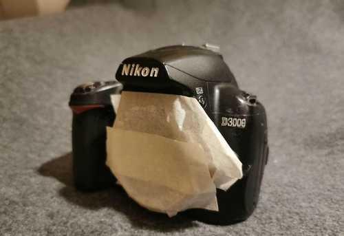 Nikon d3000 на запчасти