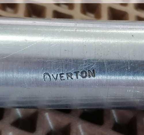 Лоу вистл Overton