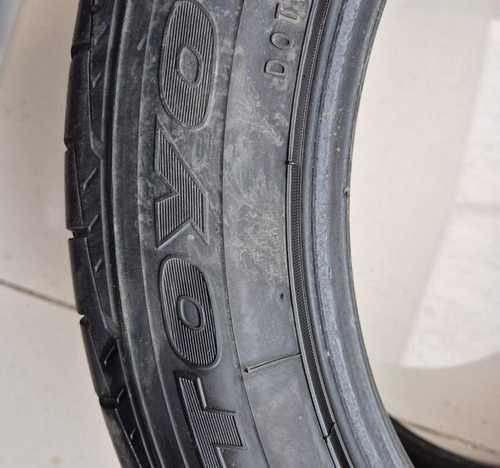 Toyo DRB 215/55 R17 94V