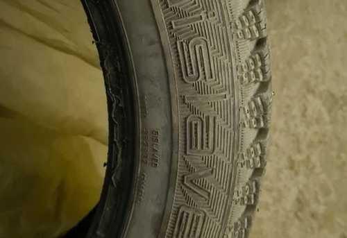 Gislaved Nord Frost 200 215/55 R17