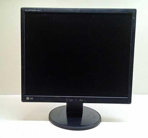 Монитор LCD 19' LG Flatron L1942S 5:4