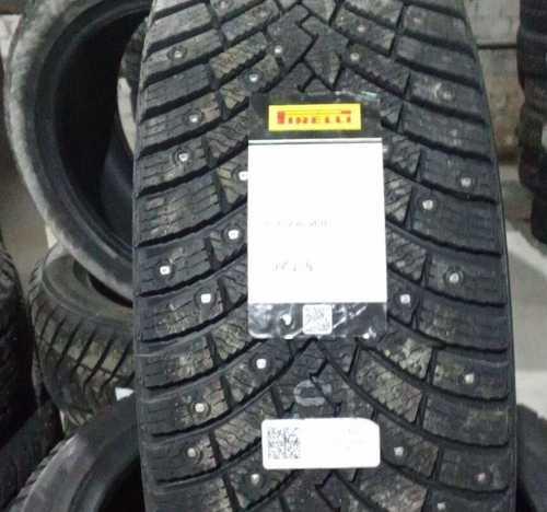 Pirelli Scorpion Ice Zero 2 245/45 R20