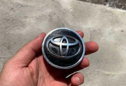 Колпак диска Toyota