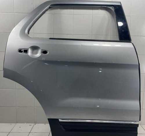 Дверь задняя правая Ford Explorer V (2010—2015)