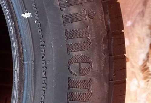 Continental ContiPremiumContact 225/60 R17 99V