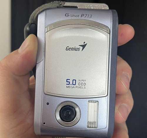 Фотоаппарат Genius G-Shot P713