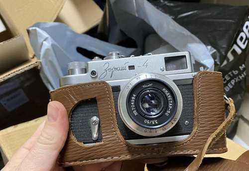 Плёночный фотоаппарат зоркий 50 лет советской