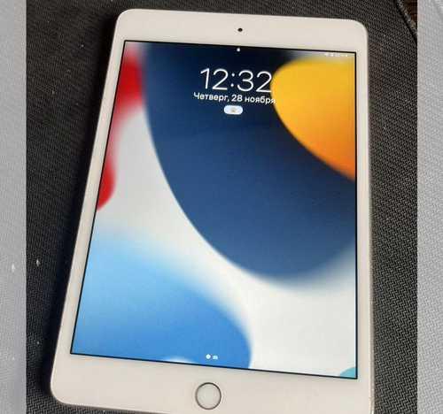 iPad mini 4 16gb Wi-Fi