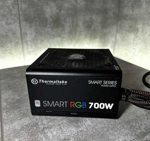 Блок питания Termaltake SMART RGB 700W