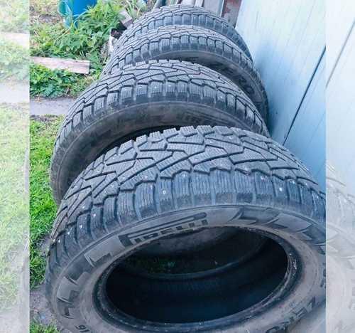 Pirelli Ice Zero 205/60 R16
