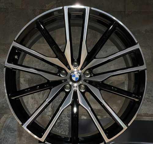Новые кованые диски разноширокие R22 5x112 742m st