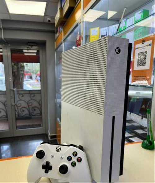 Xbox one S 500 gb (107 шк)