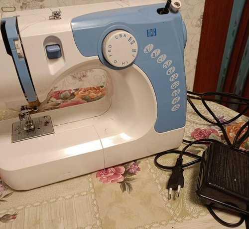 Швейная машинка Comfort 15