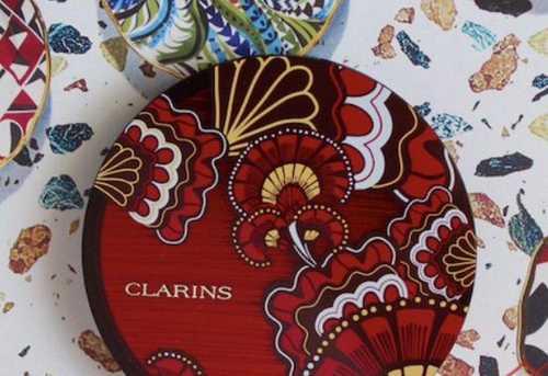 Лимитированный бронзер Clarins Bronzing Compact
