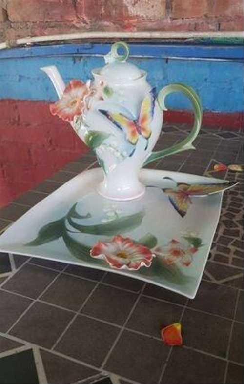Декоративный чайник с подносом