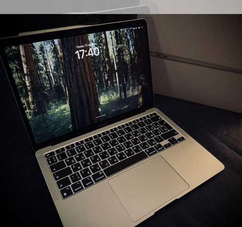 Macbook Air 13 M1 8gb 256