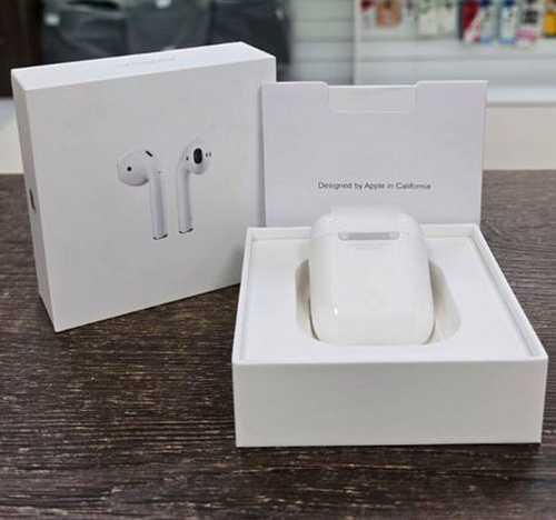 Зарядный кейс Apple для AirPods 1/2 A1602