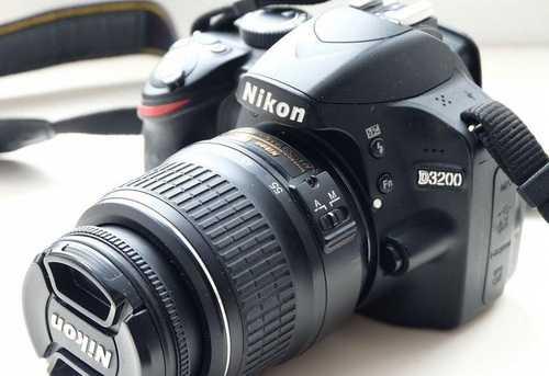 Nikon D3200 с комплектом (пробег 4663 кадра)