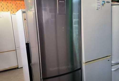 Холодильник бу Электролюкс двухкамерный 198*60