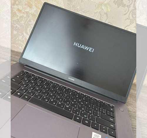 Huawei matebook d15 i3