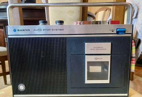 Магнитофон Sanyo M 2000, 70-е годы