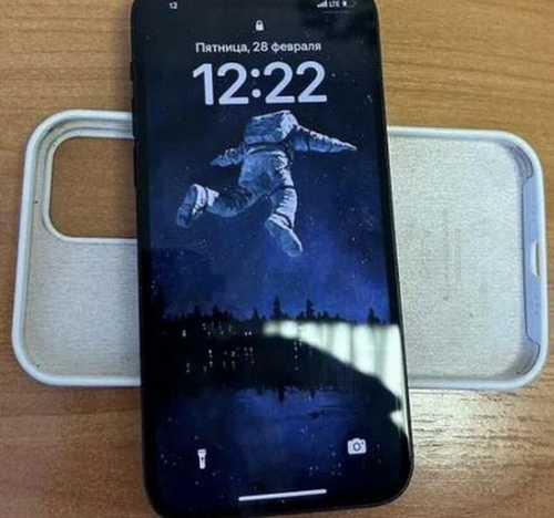 iPhone 12, 64 ГБ