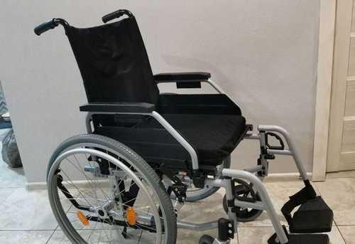 Коляска инвалидная новая