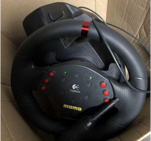 Руль logitech momo racing